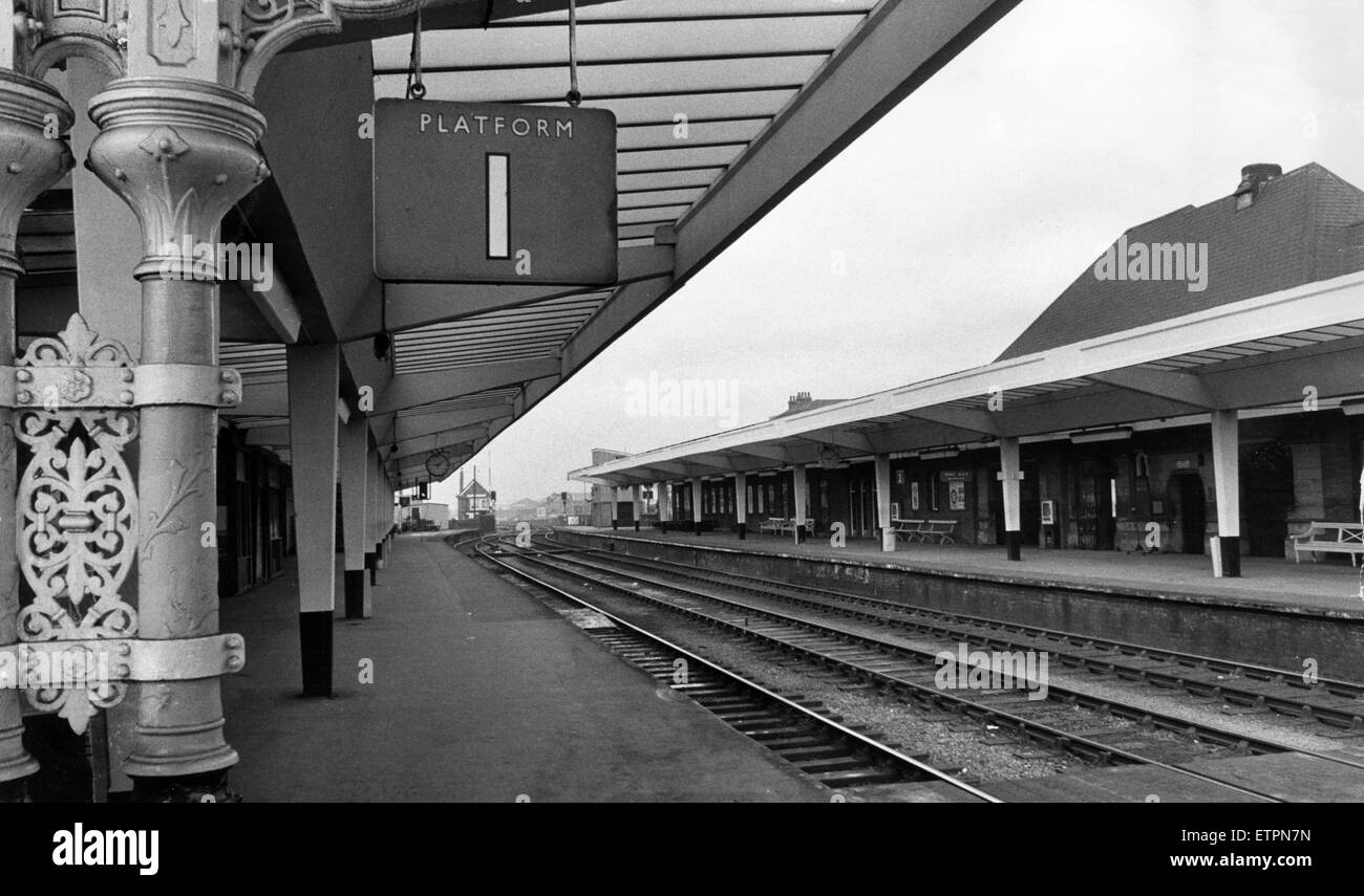 Middlesbrough railway station hi-res stock photography and images - Alamy