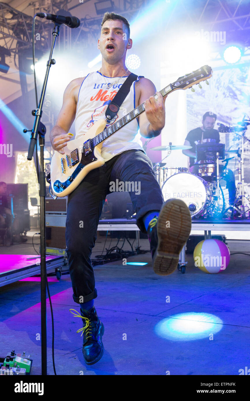 Bleachers band hi-res stock photography and images - Alamy