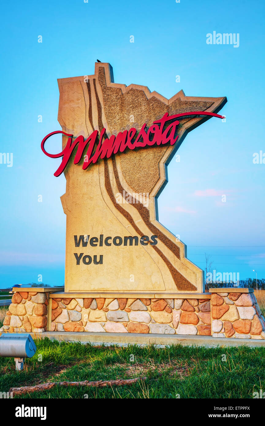 Minnesota border hi-res stock photography and images - Alamy