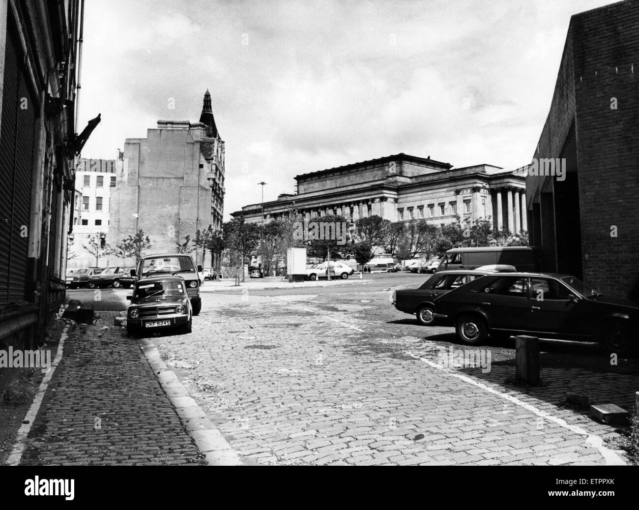 Queen Square, Liverpool, 18th September 1981 Stock Photo - Alamy