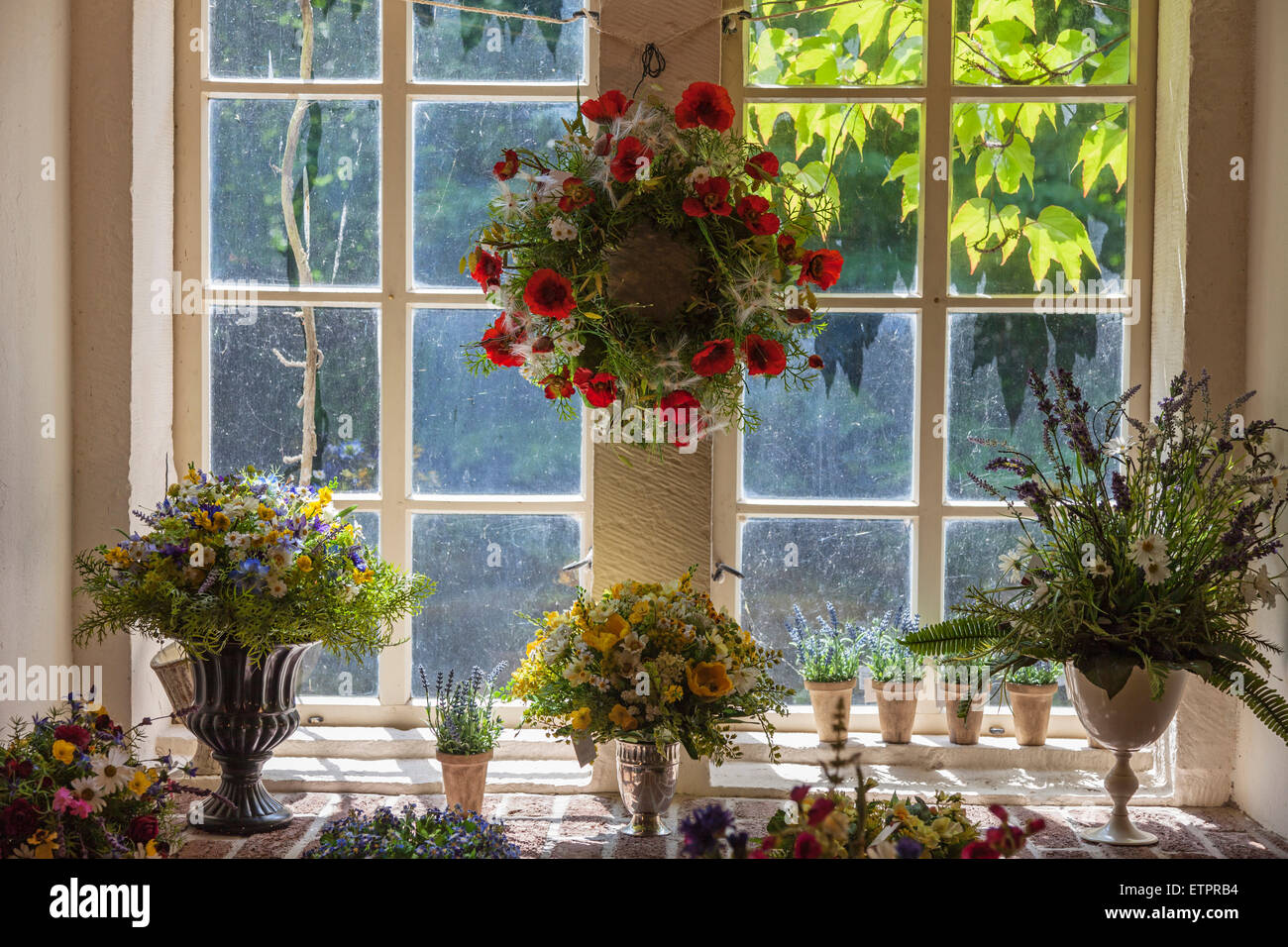 Flower exhibiton, window, countryside on castle Goedens, Sande, Frisia ...