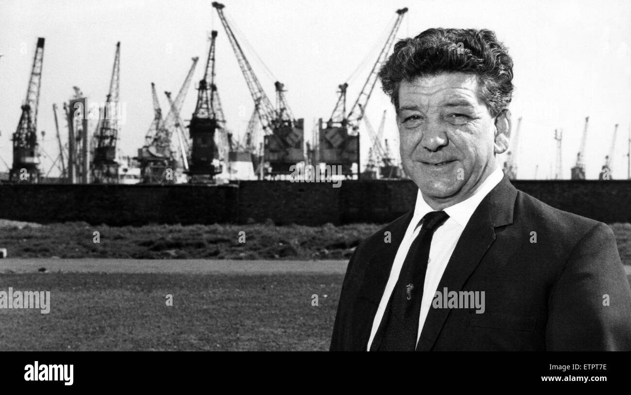 TGWU Union leader Barney Ward, pictures at Middlesbrough Dock, 11th May ...