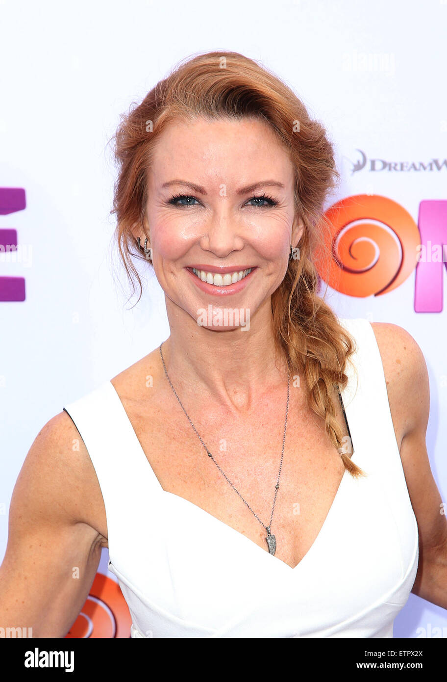 20th Century Fox and DreamWorks Animation a Special Screening of HOME ...