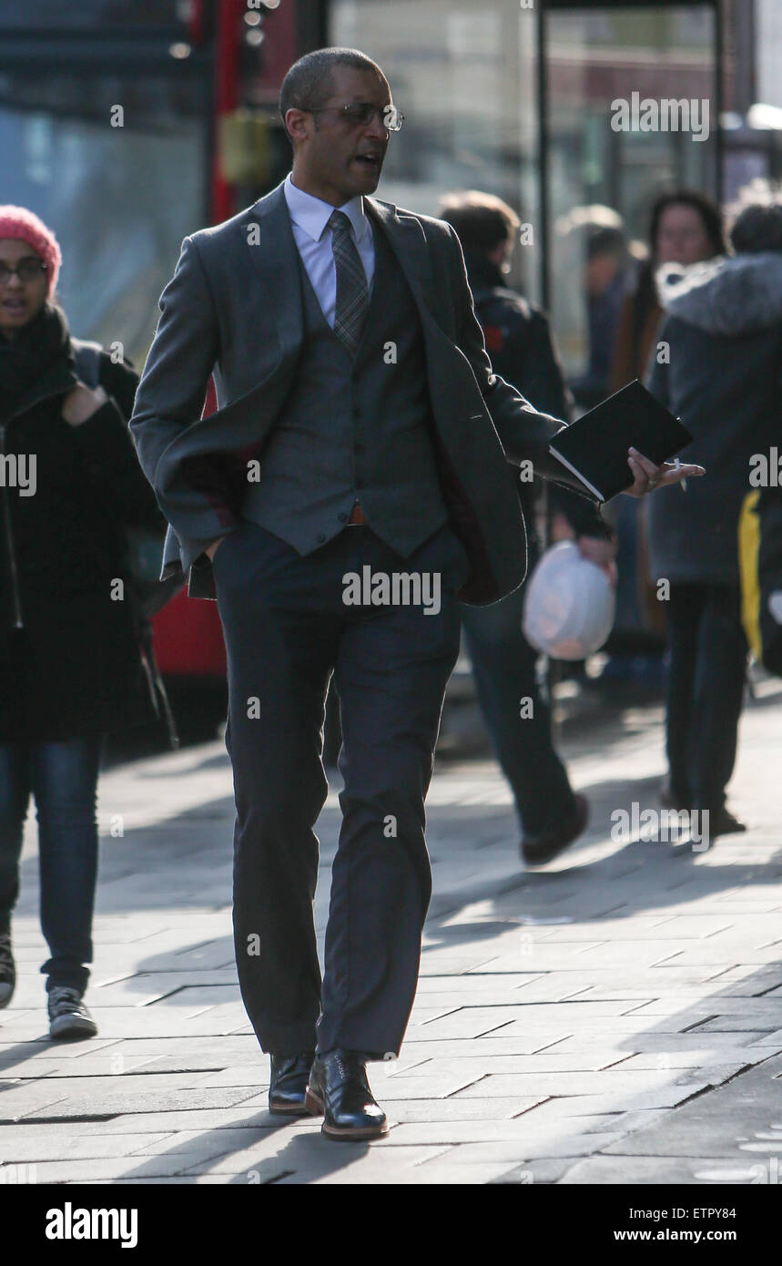 Clarke Carlisle arrives at Highbury magistrates on a drink driving ...
