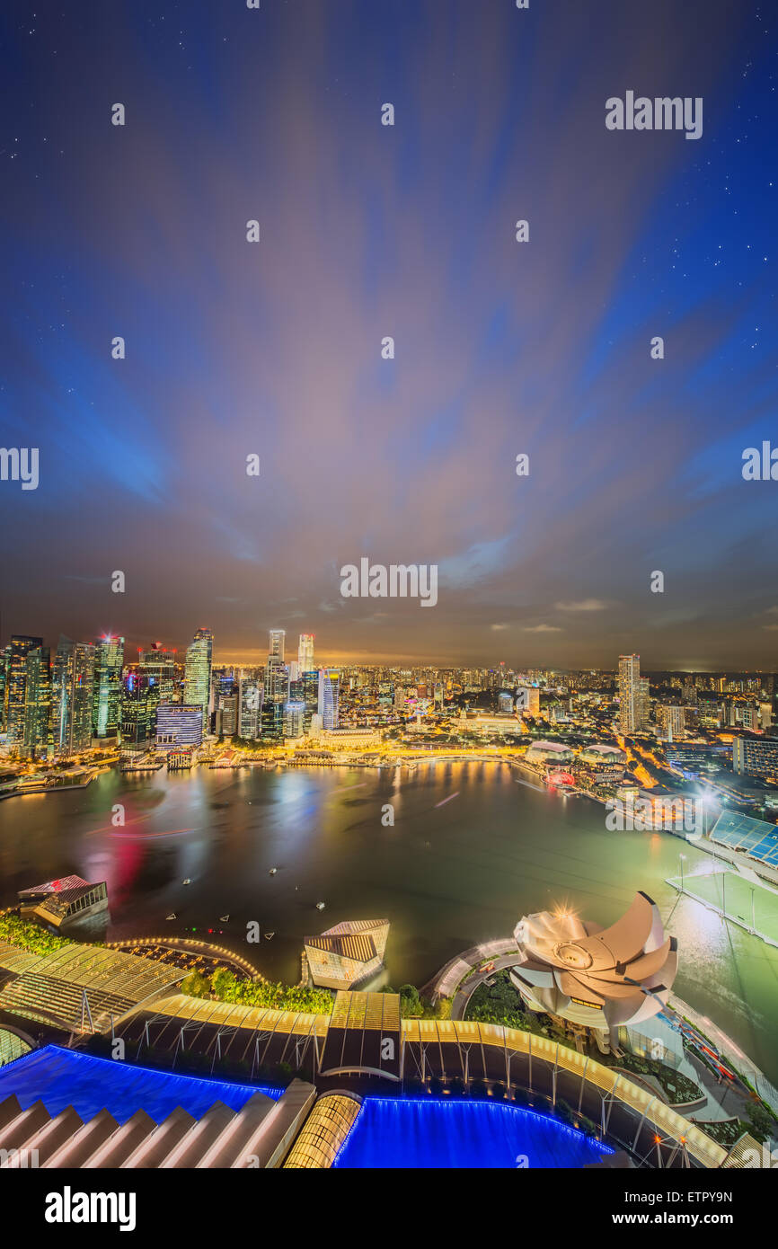 Singapore Skyline and view of skyscrapers on Marina Bay Stock Photo - Alamy