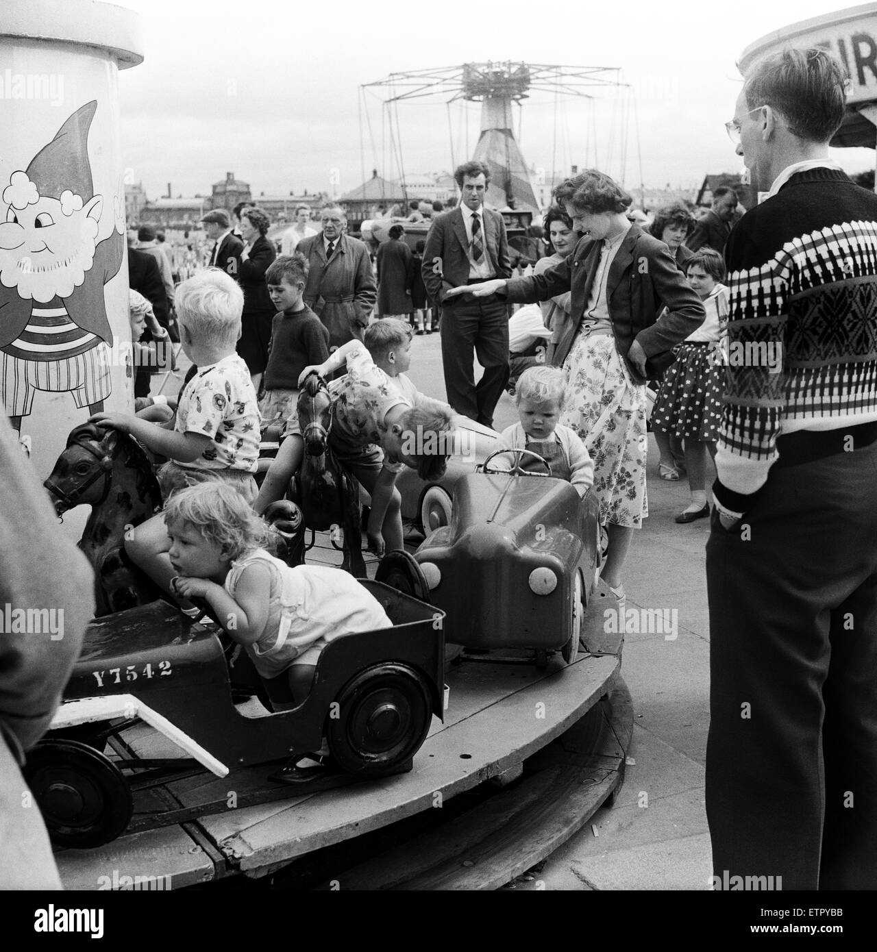 Southport fairground hi-res stock photography and images - Alamy