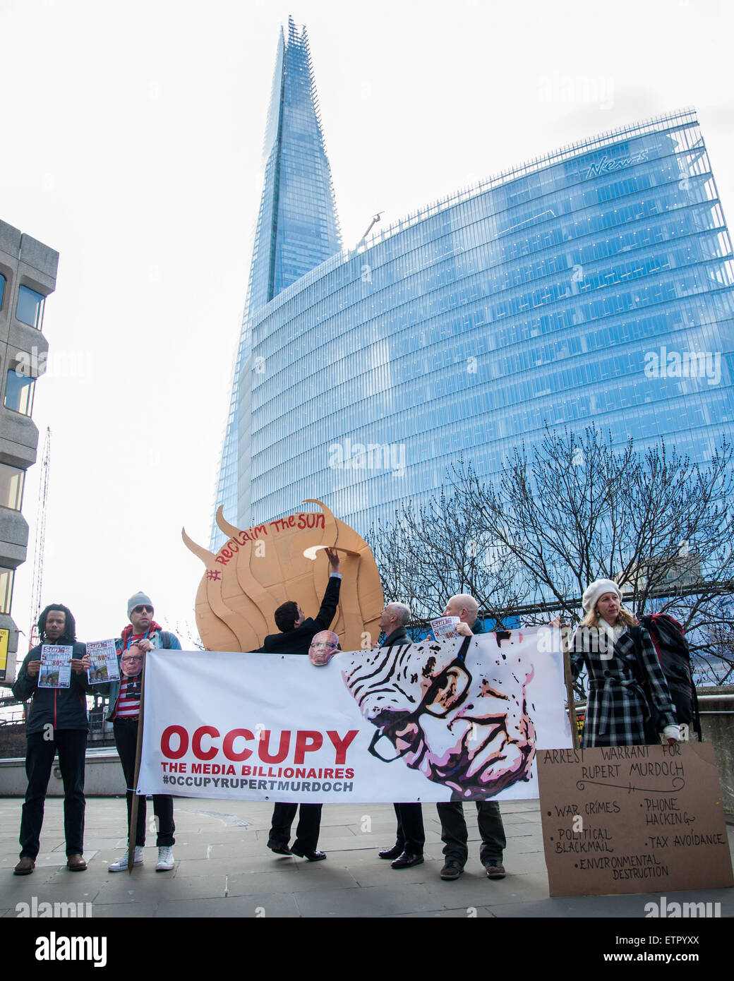 Daily Mail London Headquarters High Resolution Stock Photography and ...