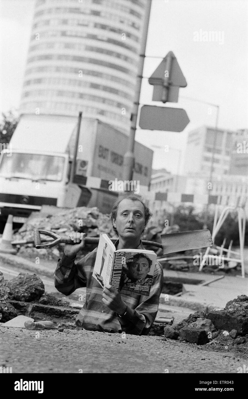Comedian jasper carrott hi-res stock photography and images - Alamy