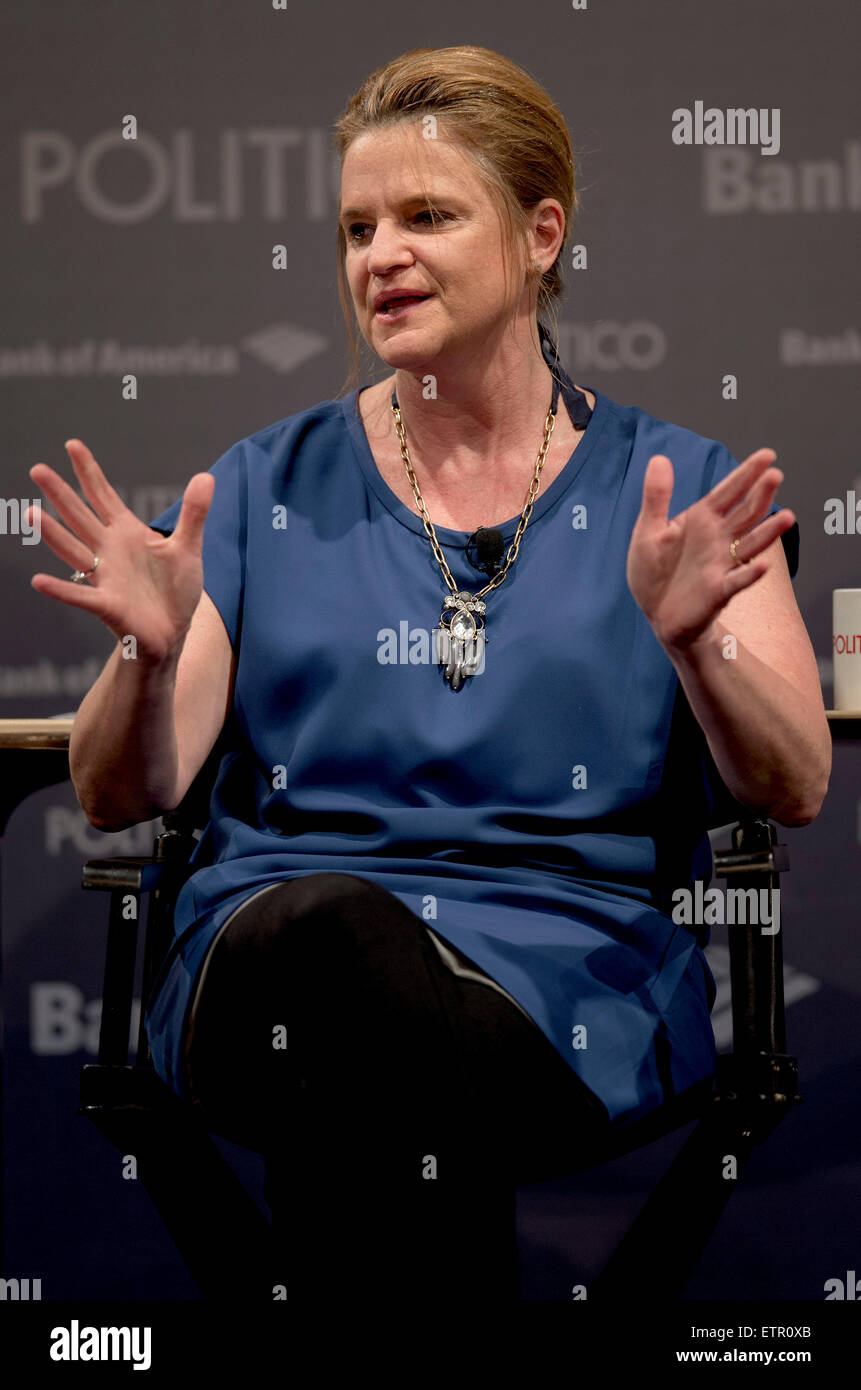 Communications director jennifer palmieri hi-res stock photography and ...