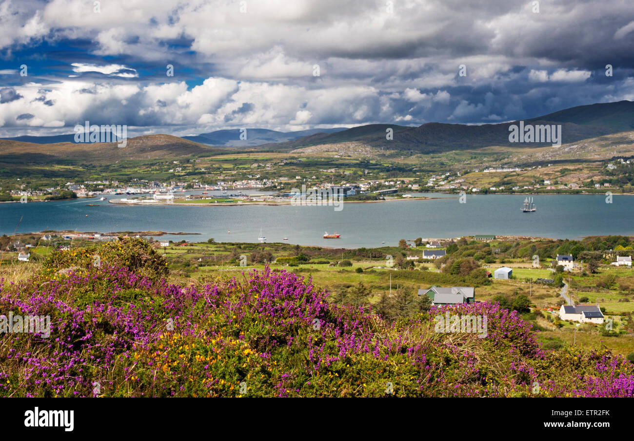 Berehaven harbour hi-res stock photography and images - Alamy