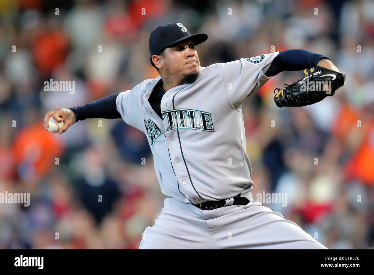 JUN 12 2015: Seattle Mariners starting pitcher Felix Hernandez #34 ...