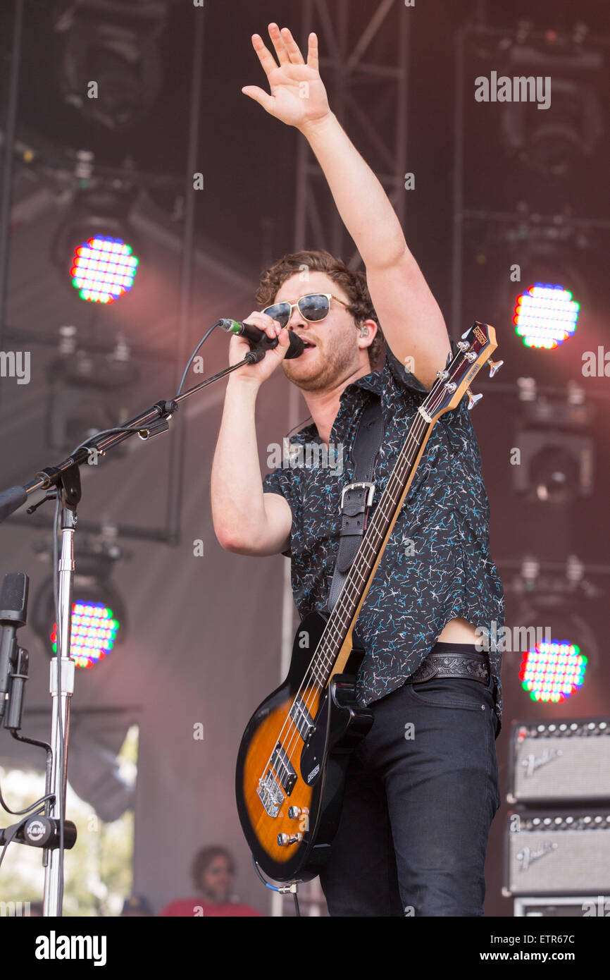 Mike kerr singer hi-res stock photography and images - Alamy