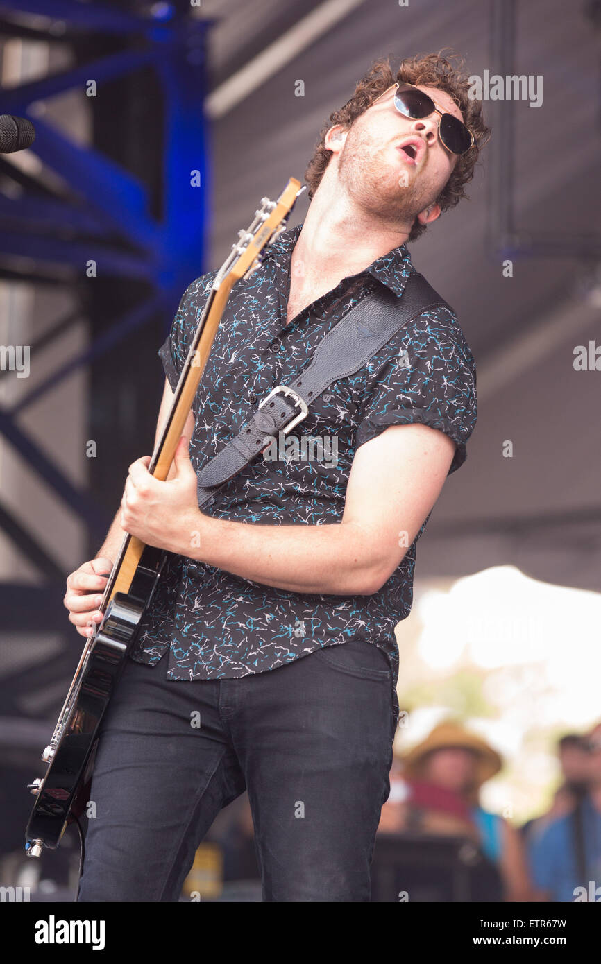 Royal blood singer hi-res stock photography and images - Alamy