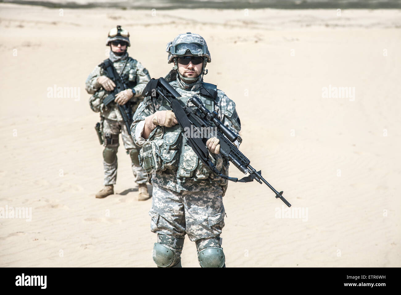 infantrymen in action Stock Photo - Alamy