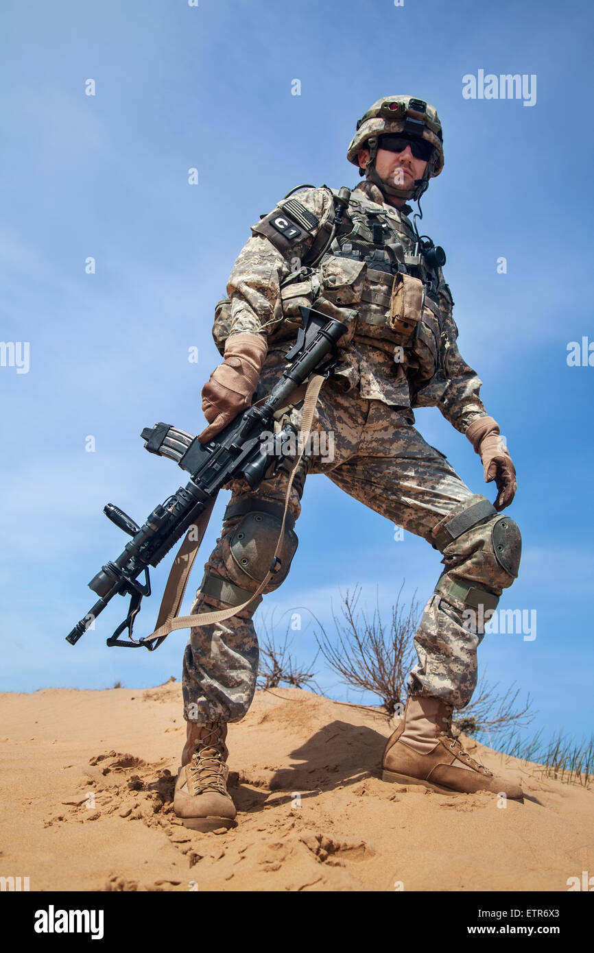Spec ops airborne commando hi-res stock photography and images - Alamy