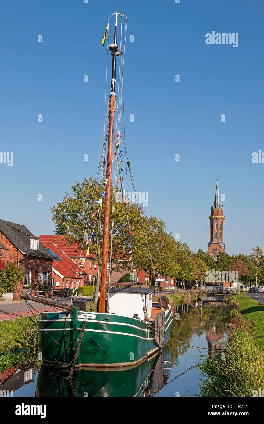 German canal barge museum hi-res stock photography and images - Alamy
