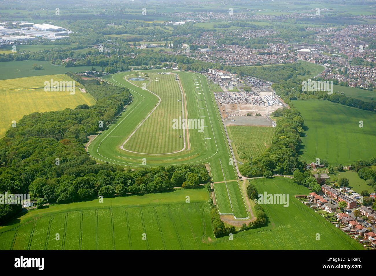 Racecourse aerial uk hi-res stock photography and images - Alamy