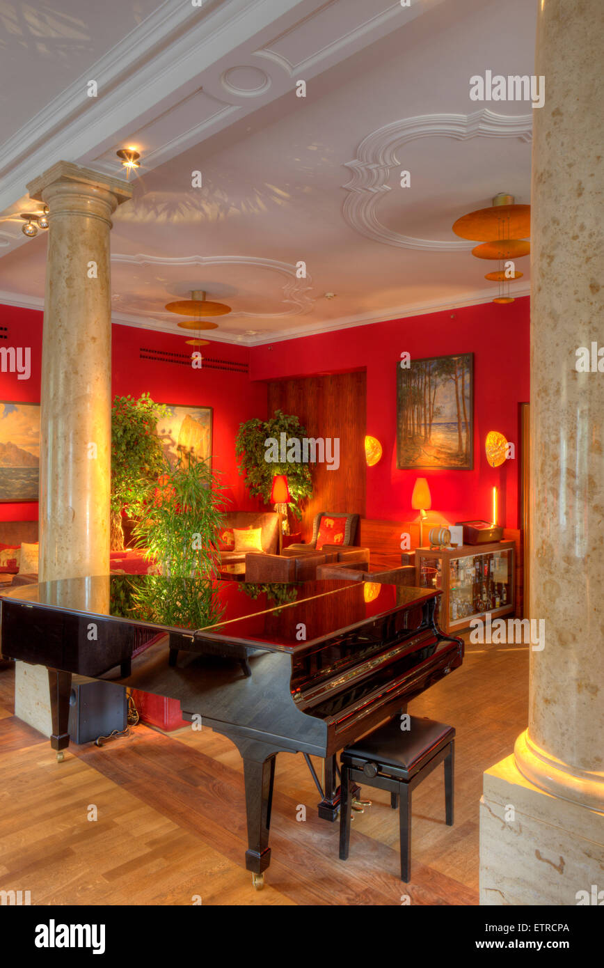 Fireside Bar, Elmau castle (Schloss Elmau), Upper Bavaria, Bavaria ...