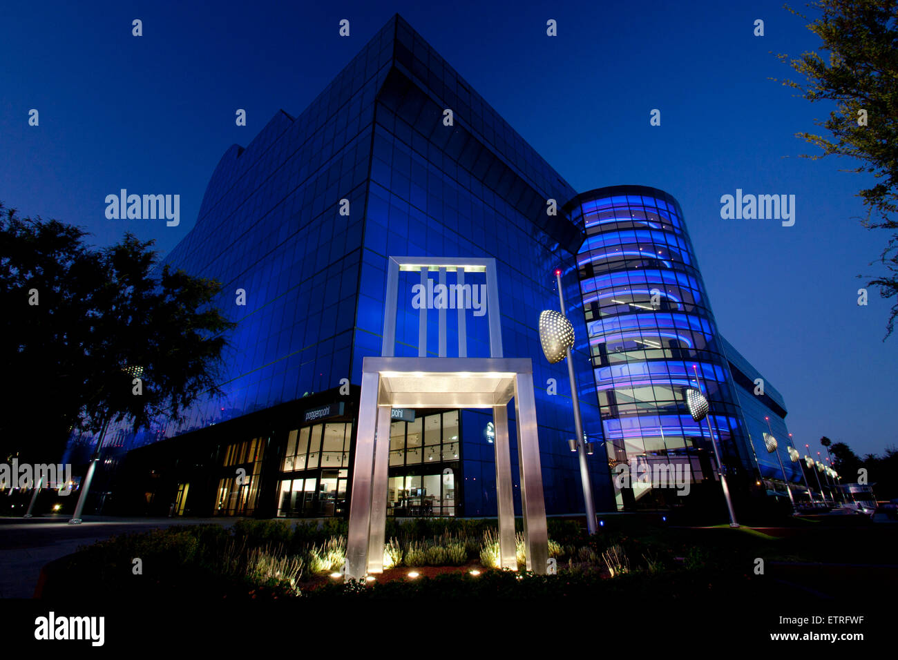 Pacific design hi-res stock photography and images - Alamy