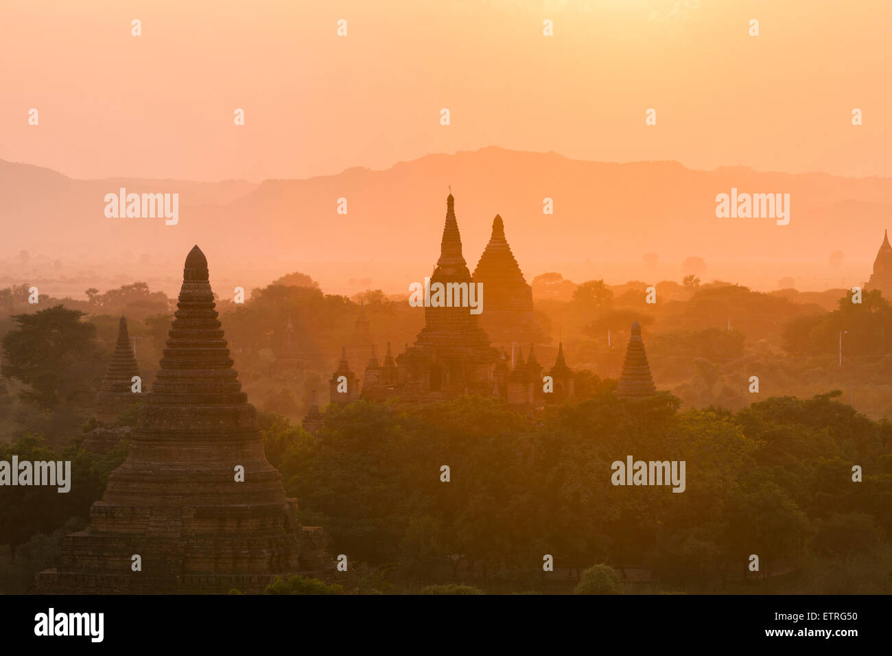 Sunrise over ancient temples of Bagan, Myanmar Stock Photo - Alamy