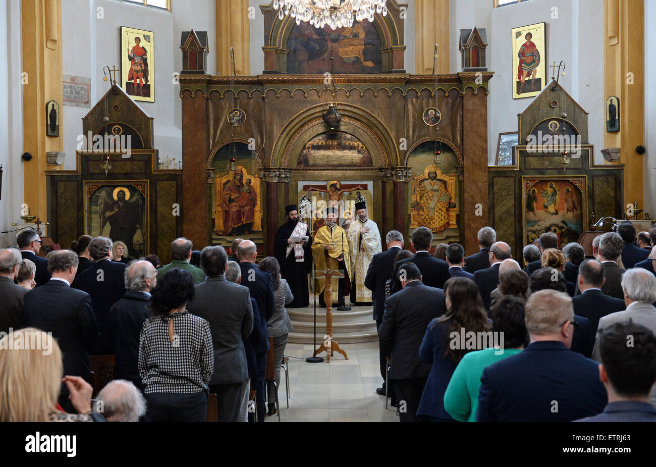 The episcopal vicar (C) in Bavaria of the Greek Orthodox Metropolis of ...