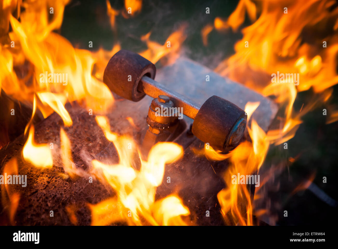 Skateboard camp hi-res stock photography and images - Alamy