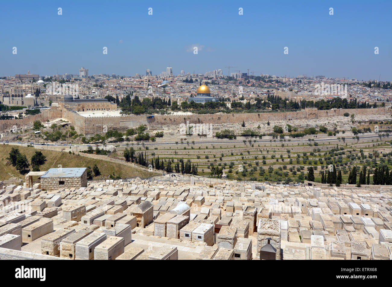 Israel Cemetery High Resolution Stock Photography and Images - Alamy