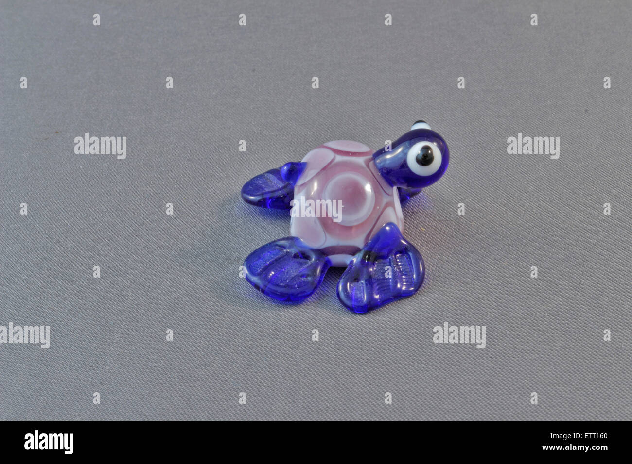 Black glass bead hi-res stock photography and images - Alamy