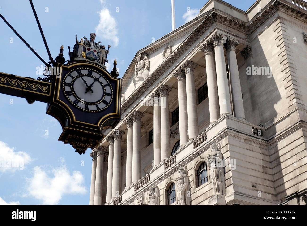 World clock bank hi-res stock photography and images - Alamy