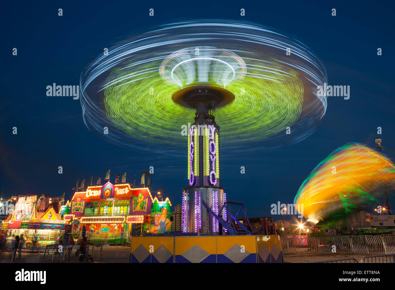 Yo yo carnival ride hi-res stock photography and images - Alamy