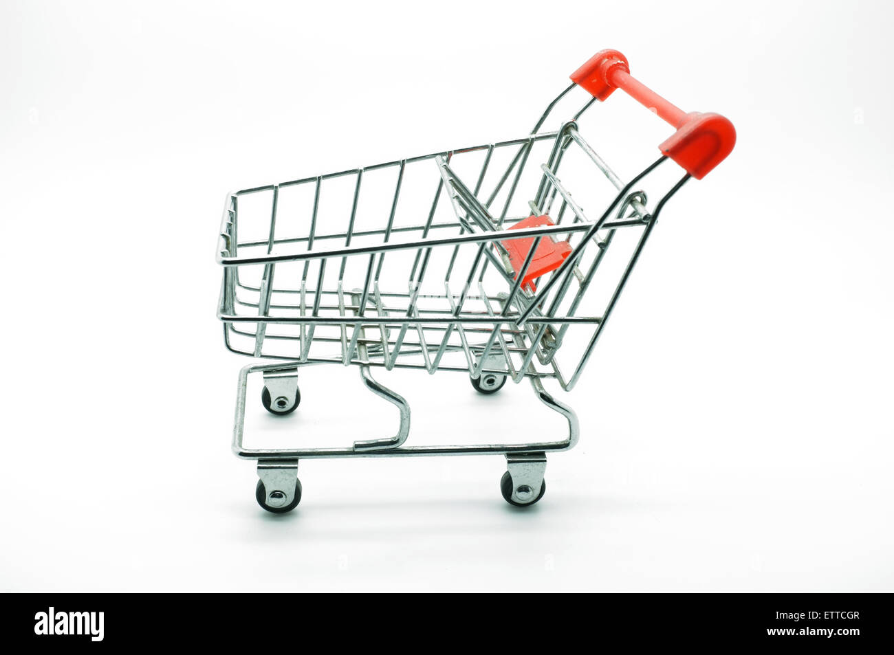 Empty shopping cart, side view Stock Photo - Alamy