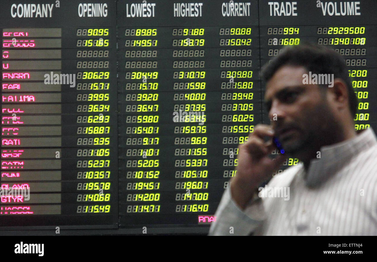 Karachi Trading High Resolution Stock Photography and Images - Alamy