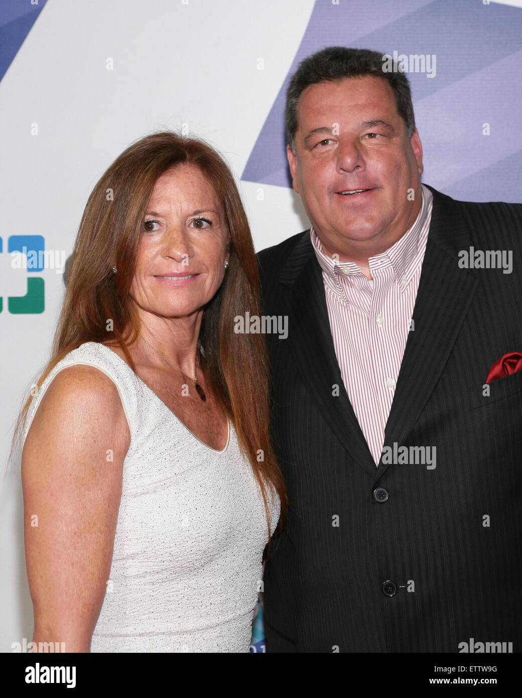 Laura Schirripa, Steve Schirripa at arrivals for Keep Memory Alive 19th ...