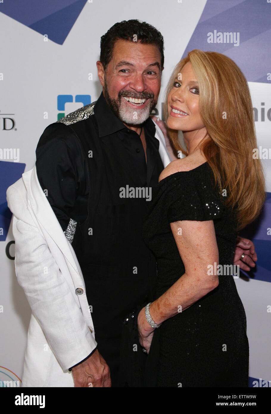 Clint Holmes, Kelly Clinton at arrivals for Keep Memory Alive 19th ...
