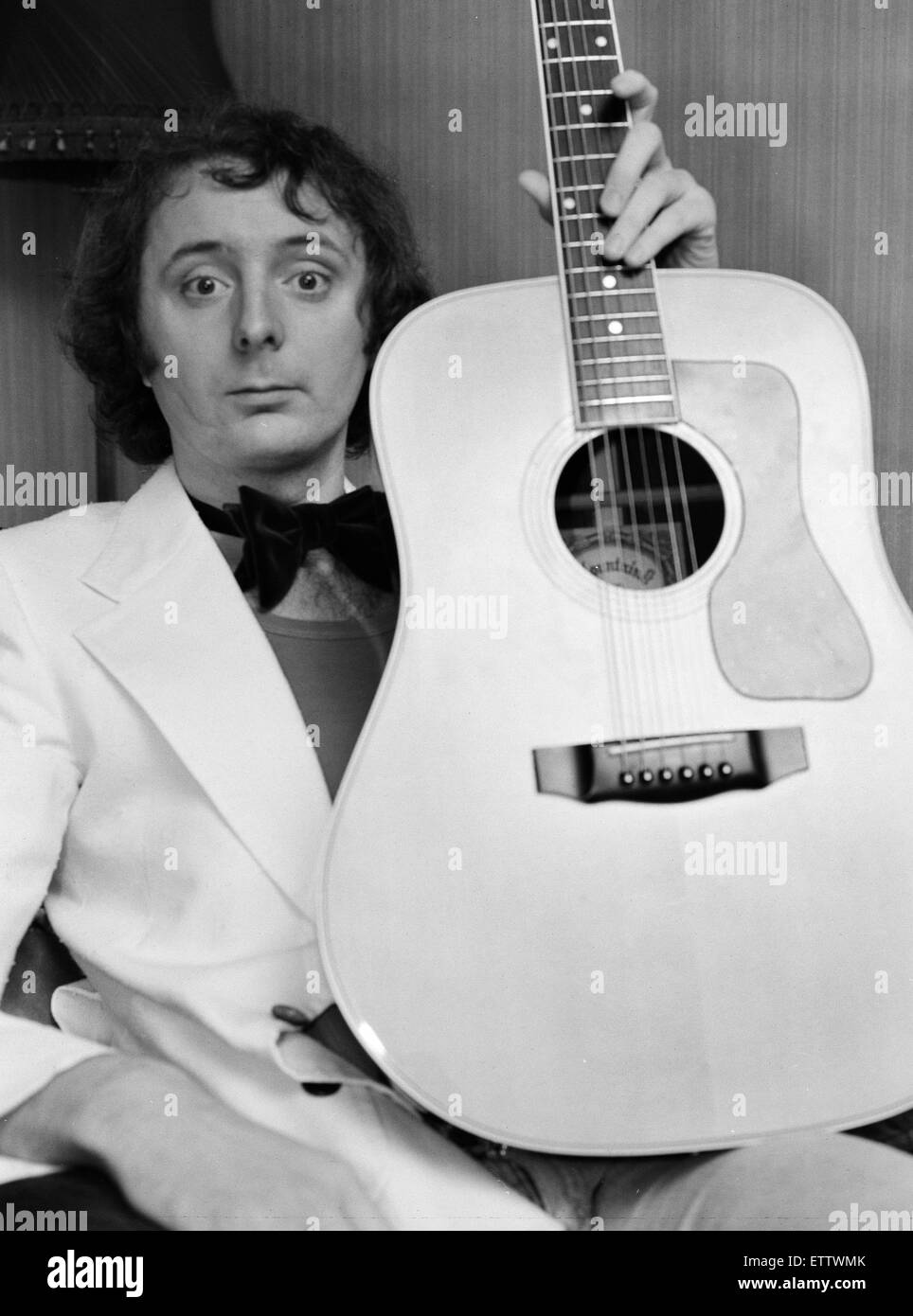 1970s musical instruments hi-res stock photography and images - Alamy