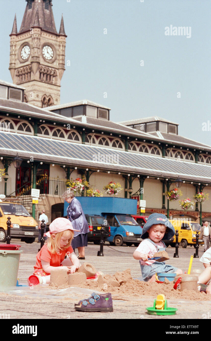 Darlington market place hi-res stock photography and images - Alamy