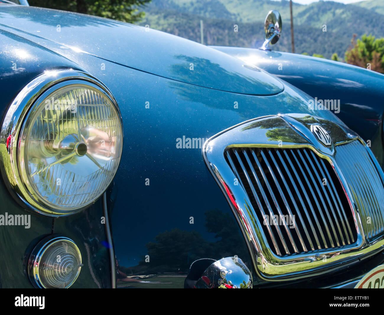 Front end 1959 mga coupe hi-res stock photography and images - Alamy