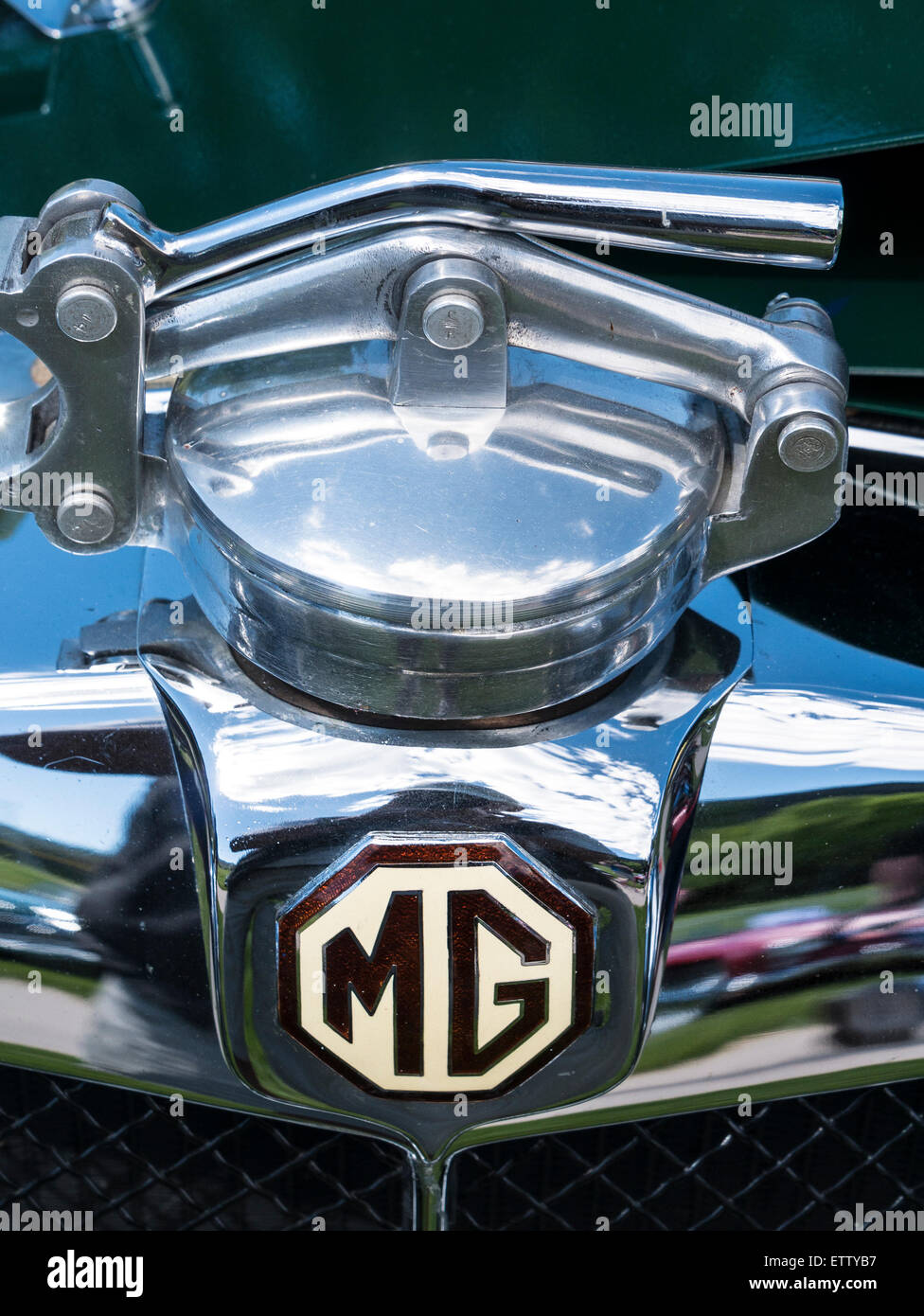 Radiator cap hi-res stock photography and images - Alamy