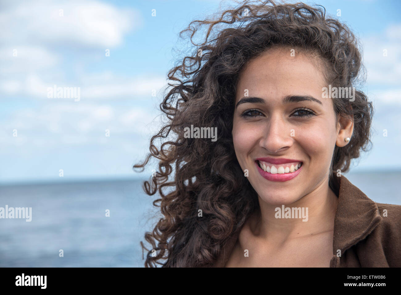 Latin american women portraits hi-res stock photography and images - Alamy
