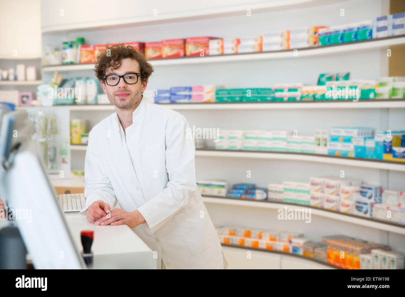 Portrait of pharmacist Stock Photo - Alamy