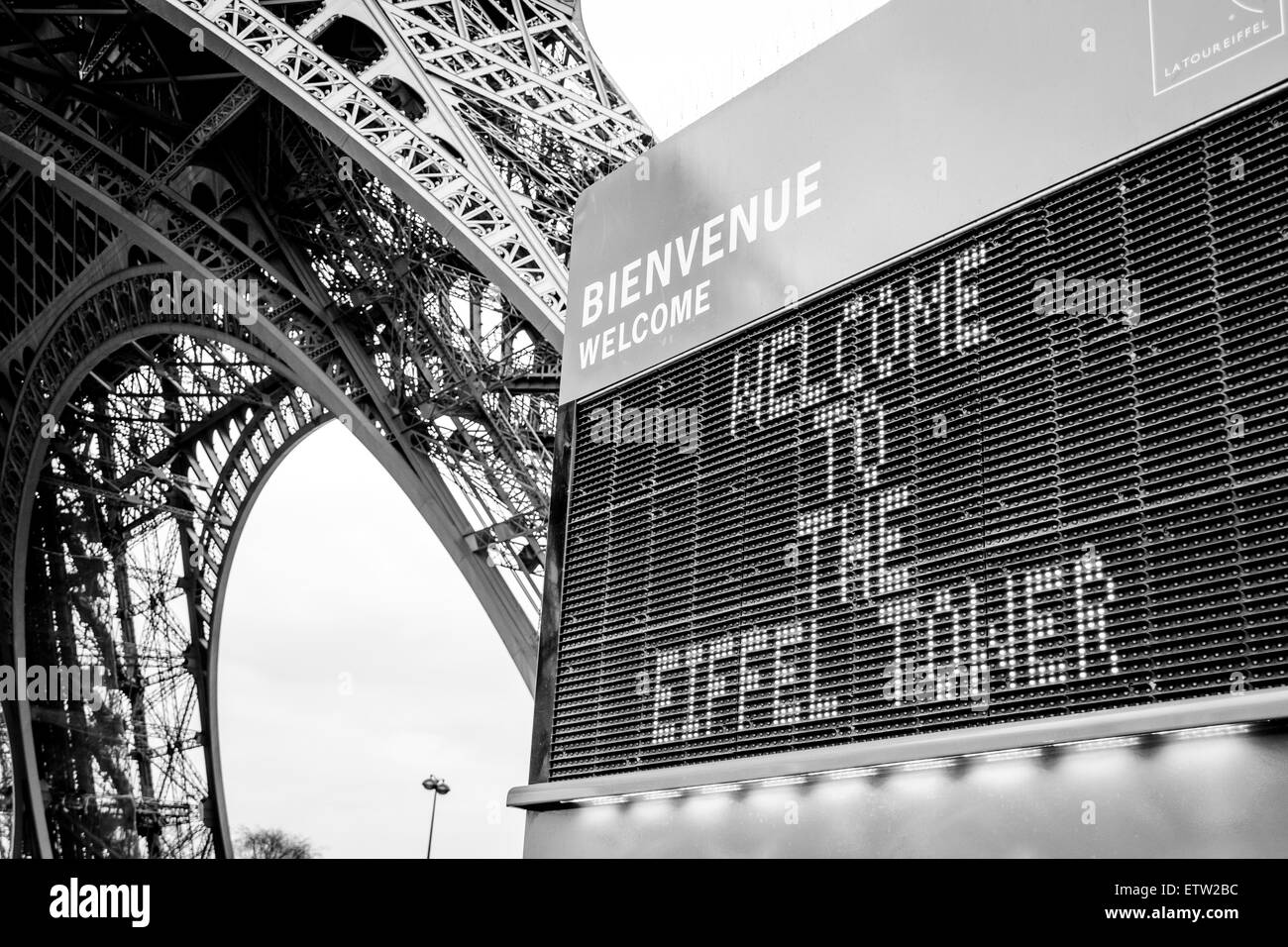 Historical welcome sign Black and White Stock Photos & Images - Alamy