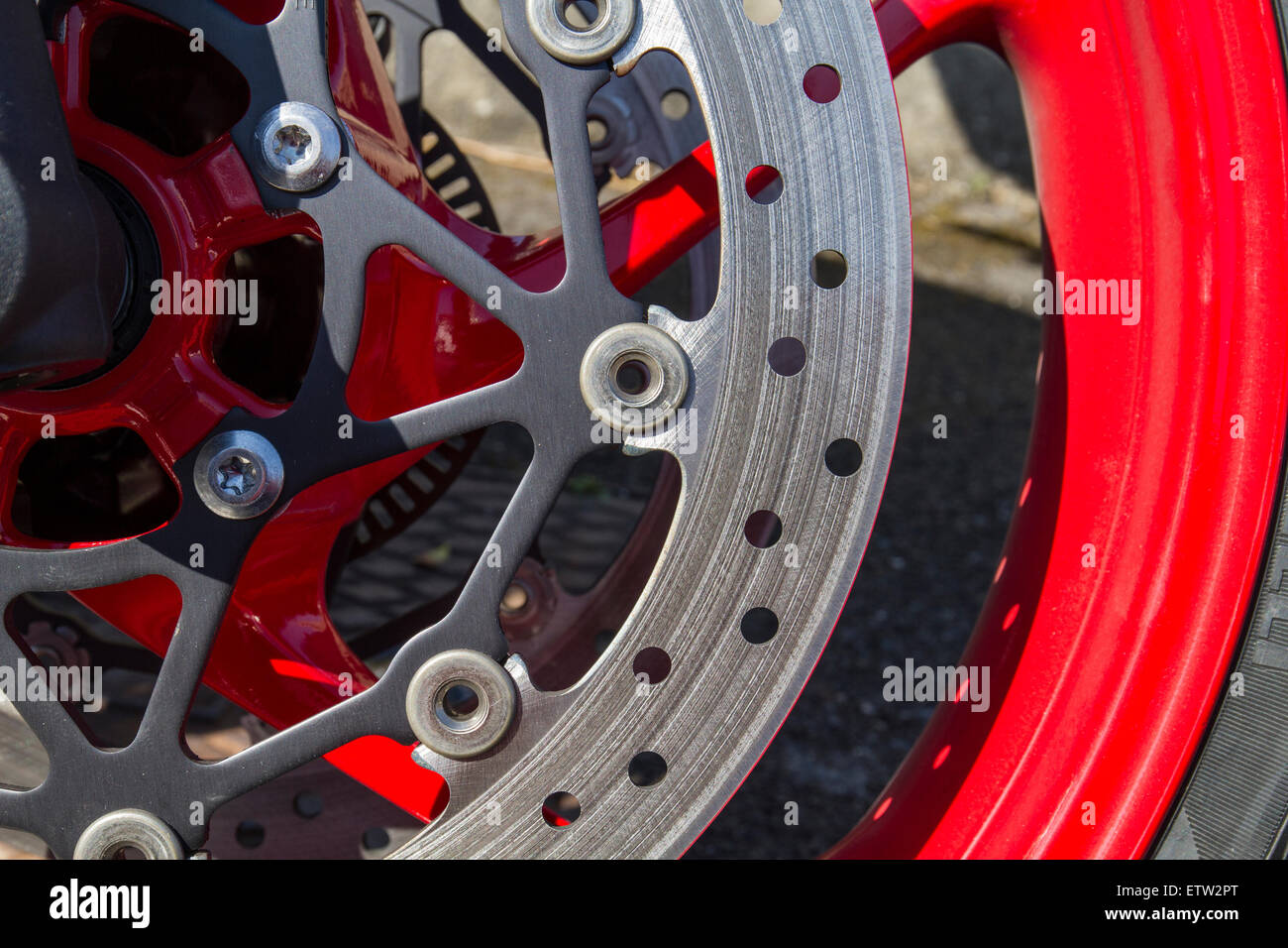 Shiny red motorcycle hi-res stock photography and images - Alamy