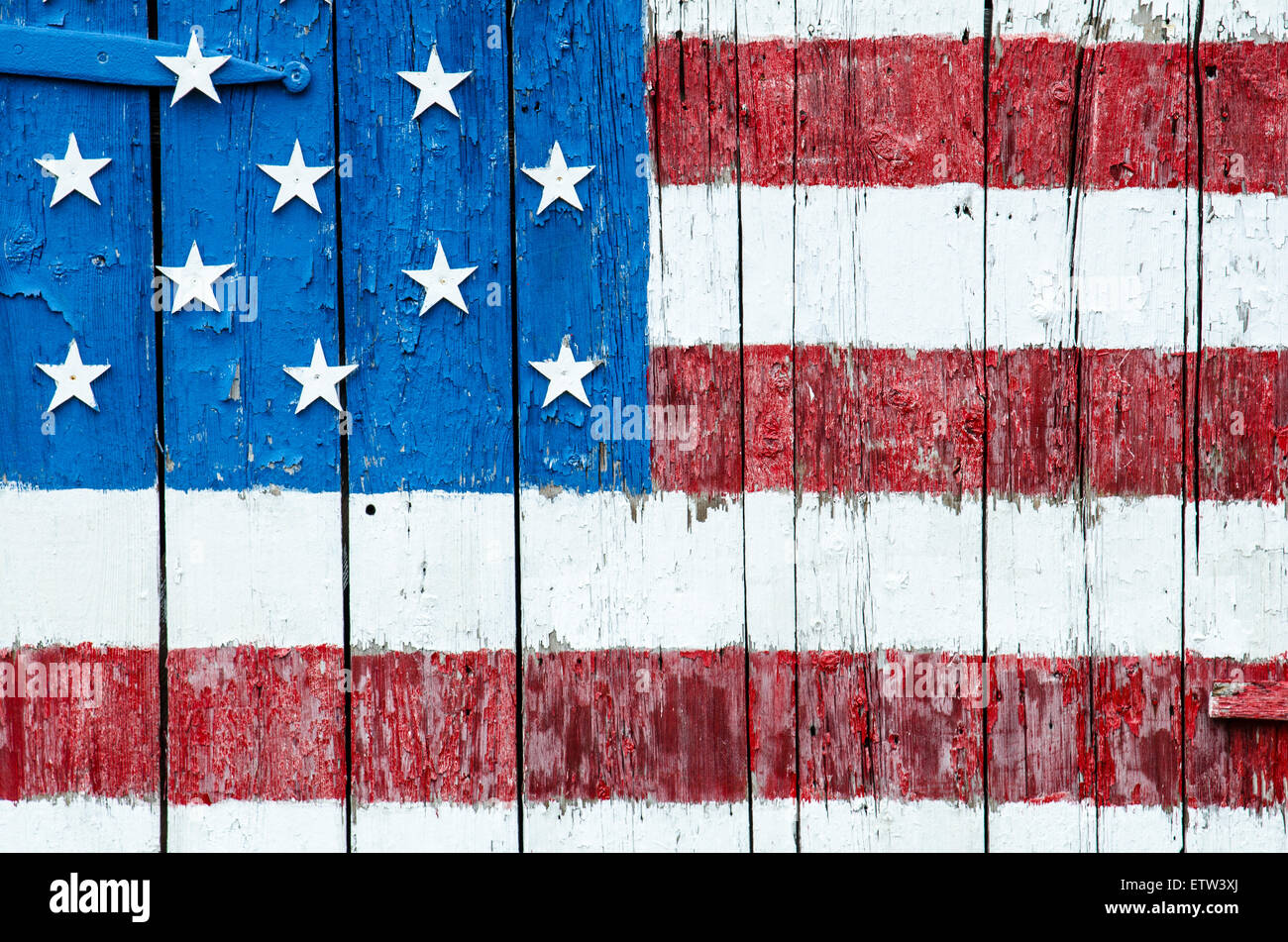 American flag on barn hi-res stock photography and images - Alamy