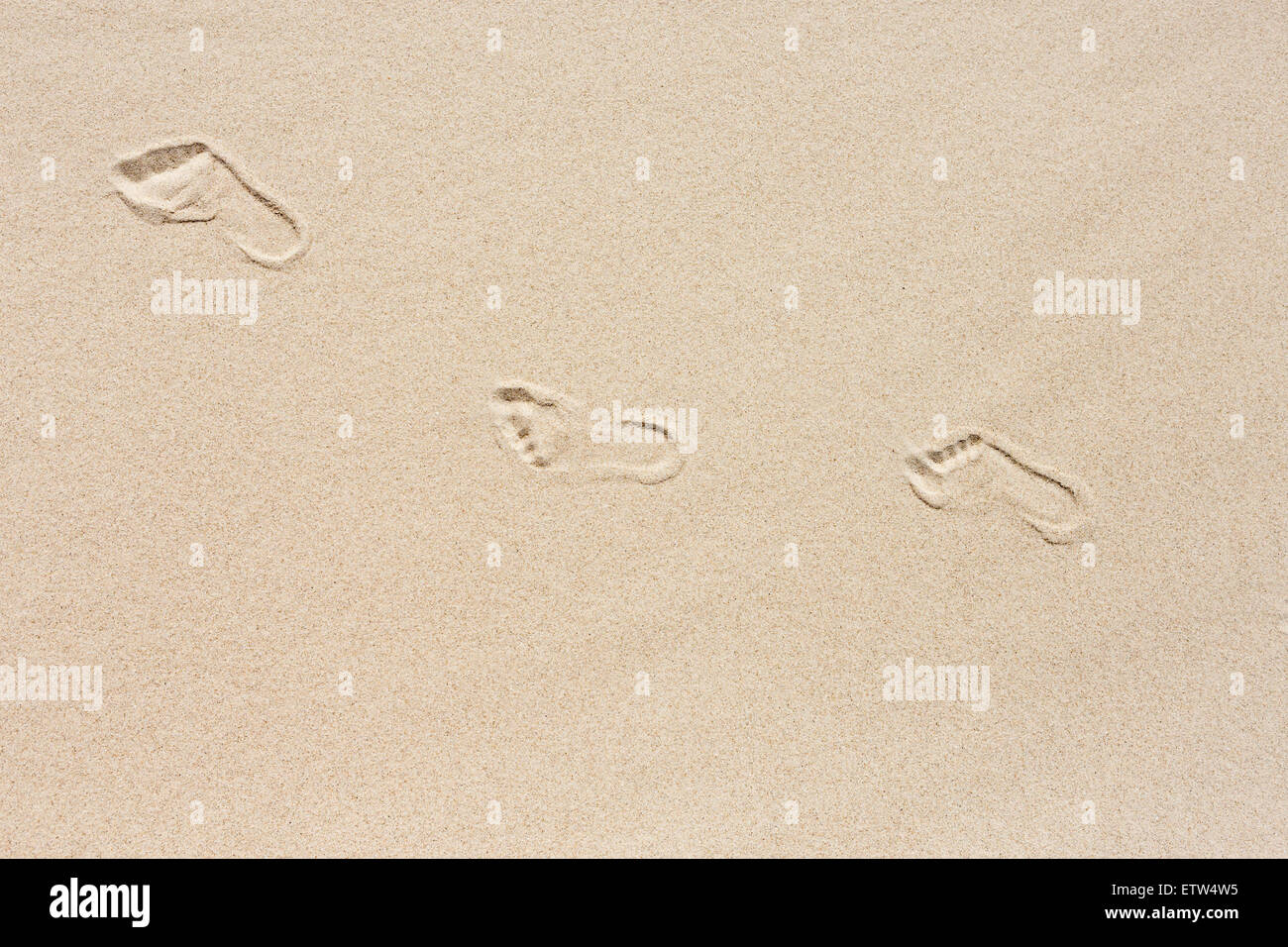 Foot mark in the beach hi-res stock photography and images - Alamy