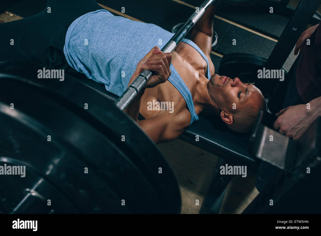 Bench press side view hi-res stock photography and images - Alamy