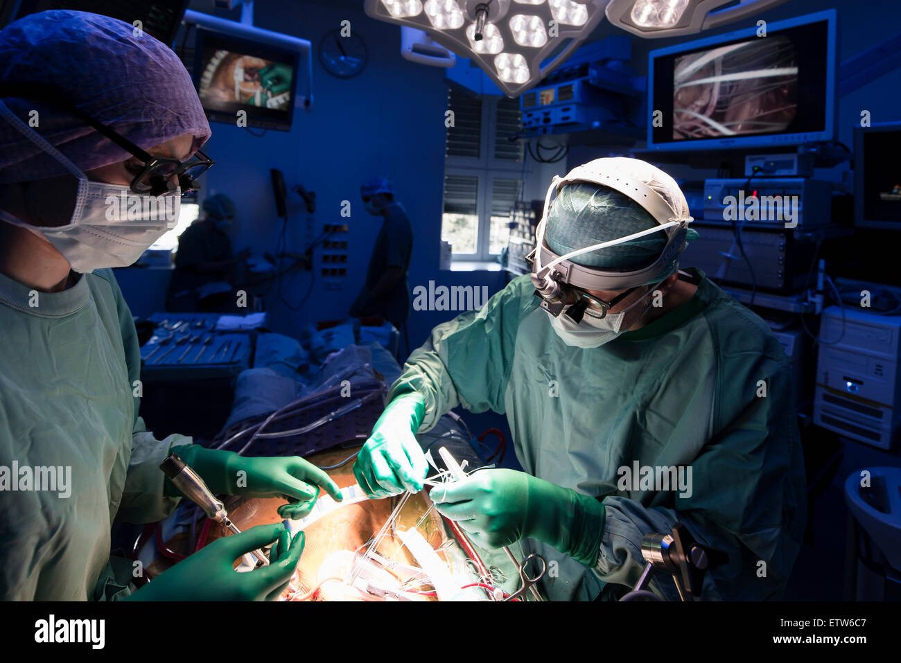 Heart surgery hi-res stock photography and images - Alamy