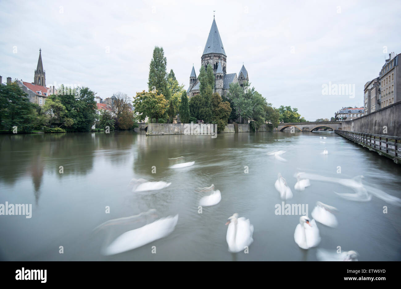 Lorraine group hi-res stock photography and images - Alamy