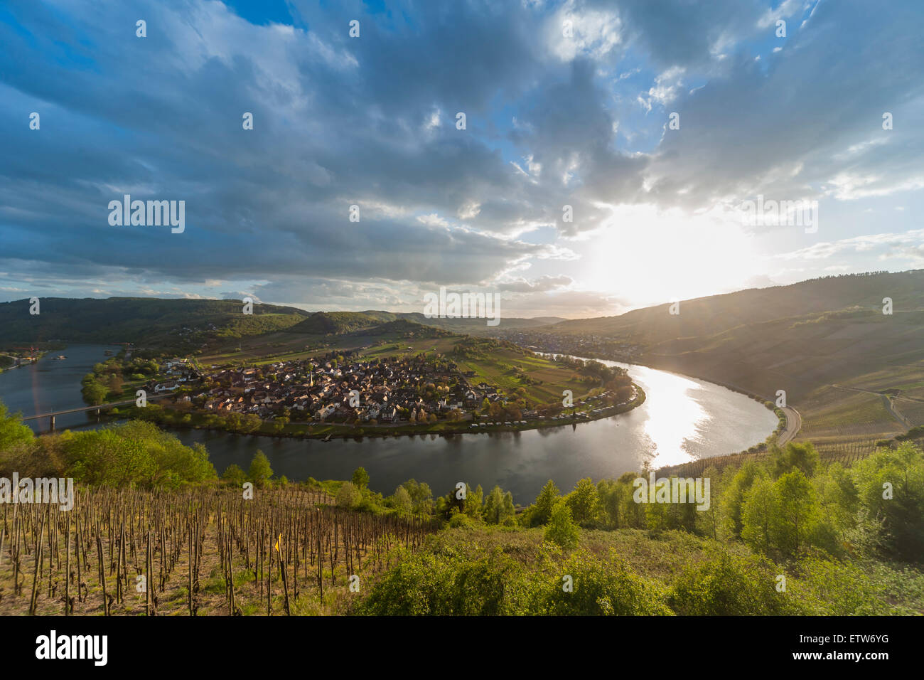 Moselschleife kroev hi-res stock photography and images - Alamy