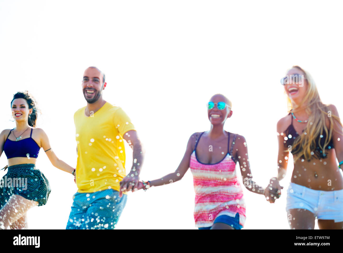 People summer holding hands hi-res stock photography and images - Alamy