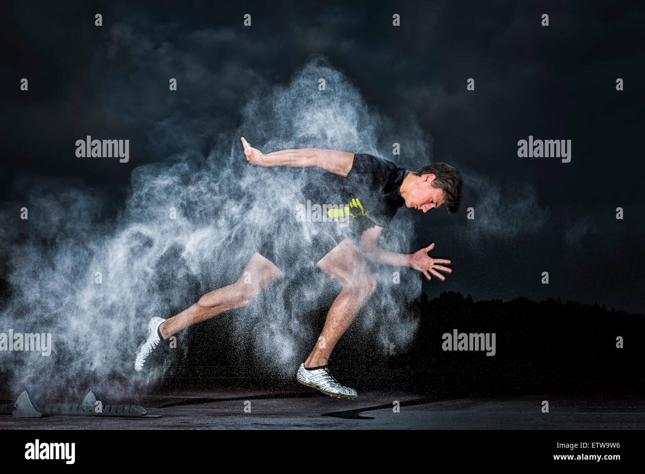 Sprinter in steam starting Stock Photo - Alamy